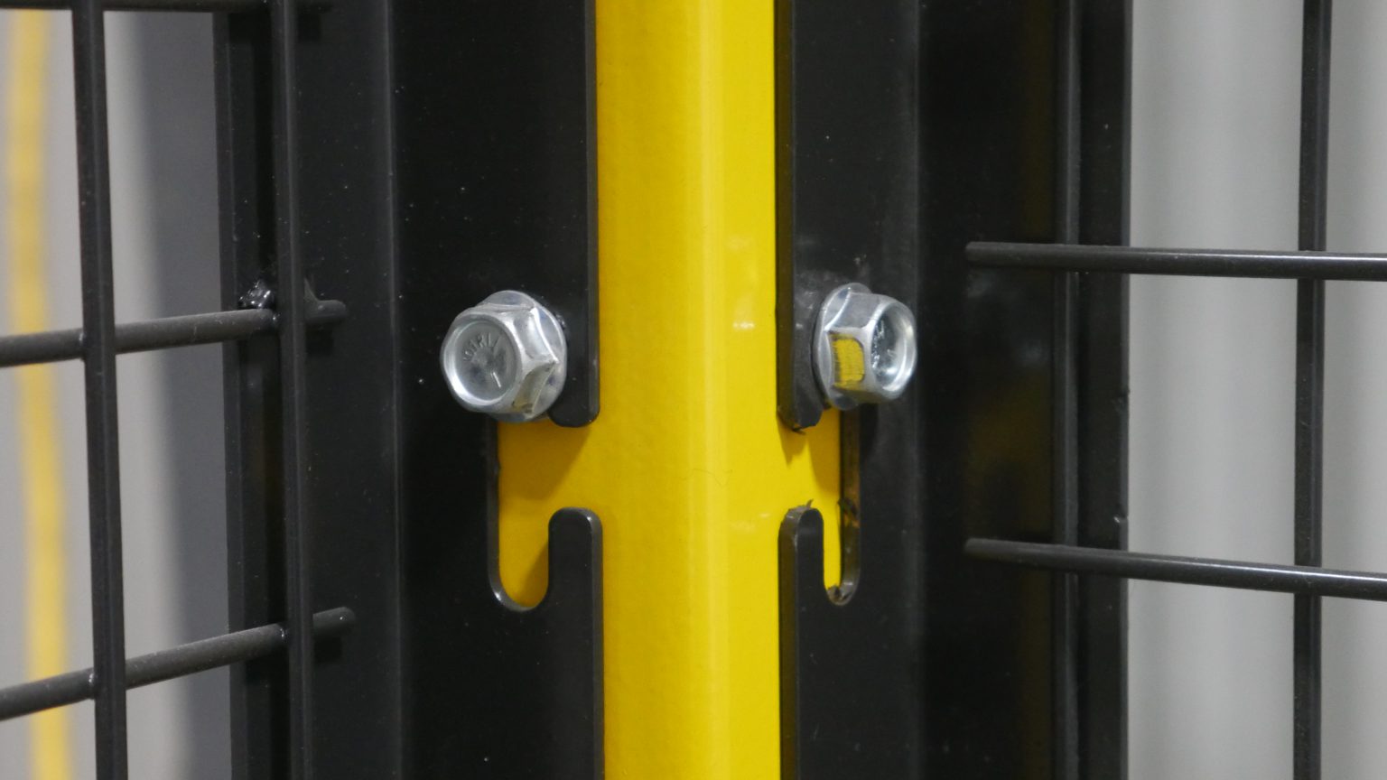 RapidGuard® II - Lift-Off Machine Guarding System | WireCrafters